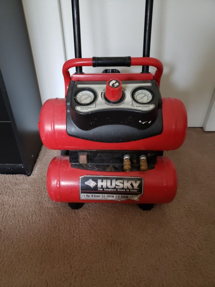 Husky dual tank air compressor for Sale in Seattle, WA - OfferUp