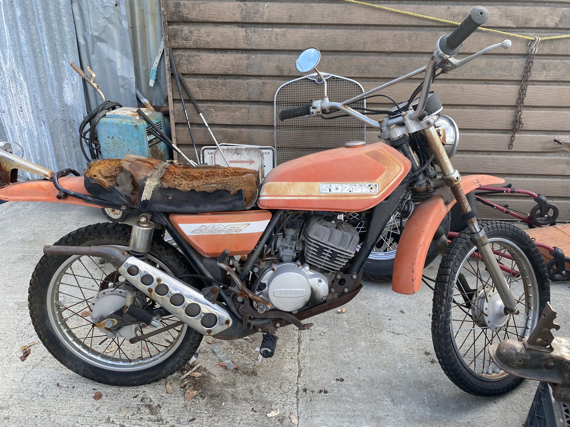 1972 Suzuki 125cc for Sale in Los Angeles, CA - OfferUp