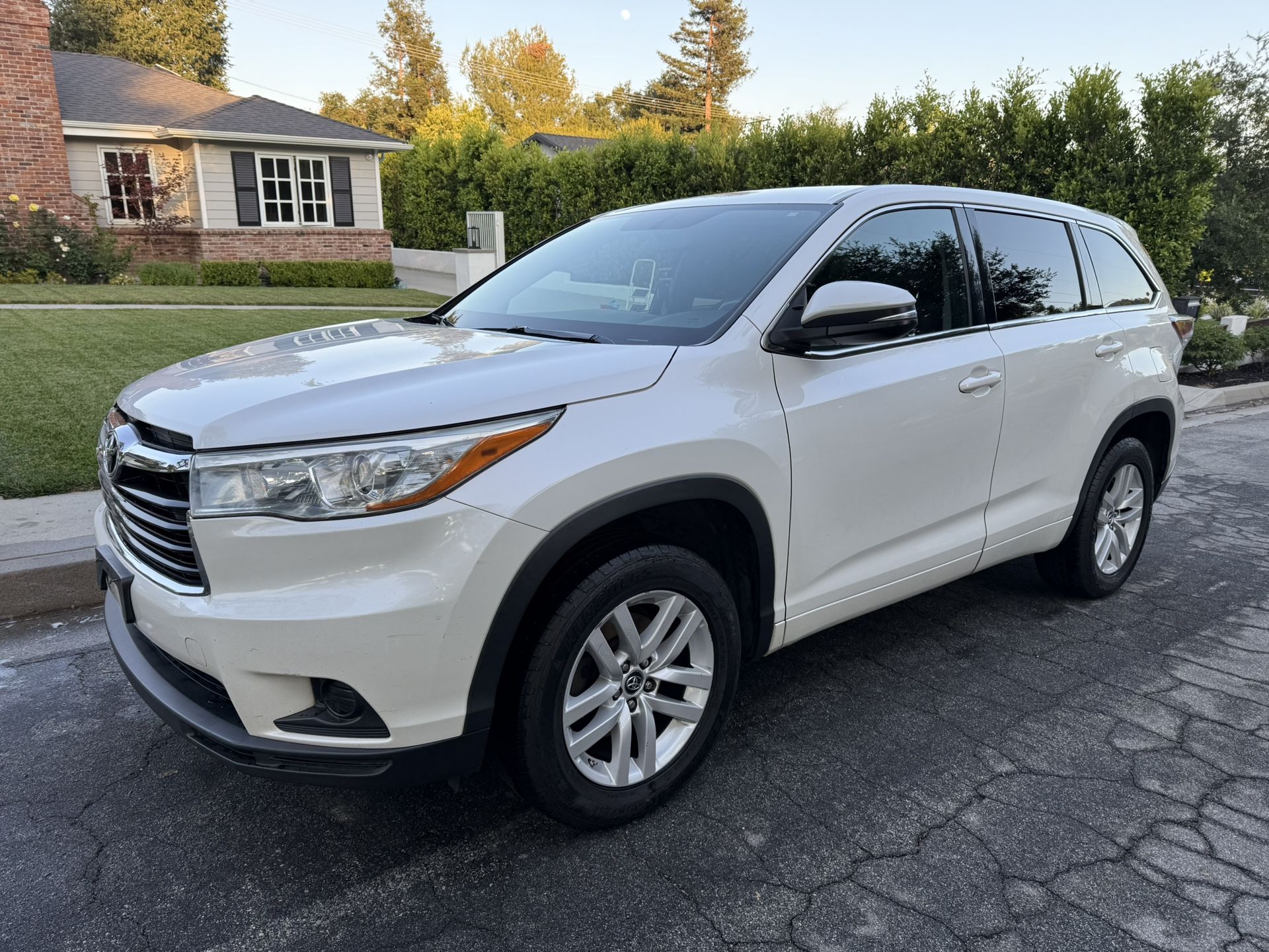2016 Toyota Highlander for Sale in La Canada Flt, CA - OfferUp