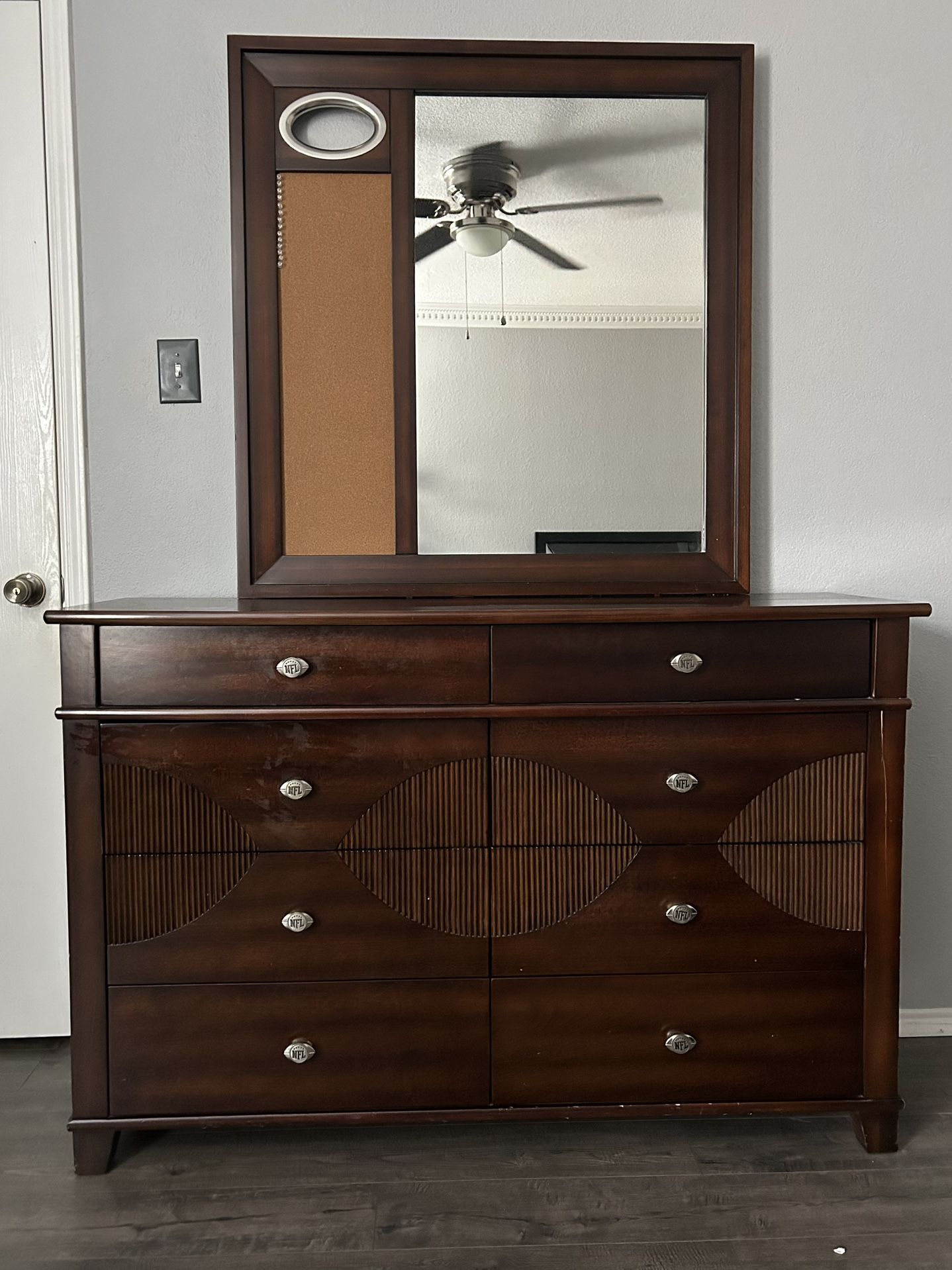 NFL Dresser/ Drawer for Sale in Fort Worth, TX - OfferUp