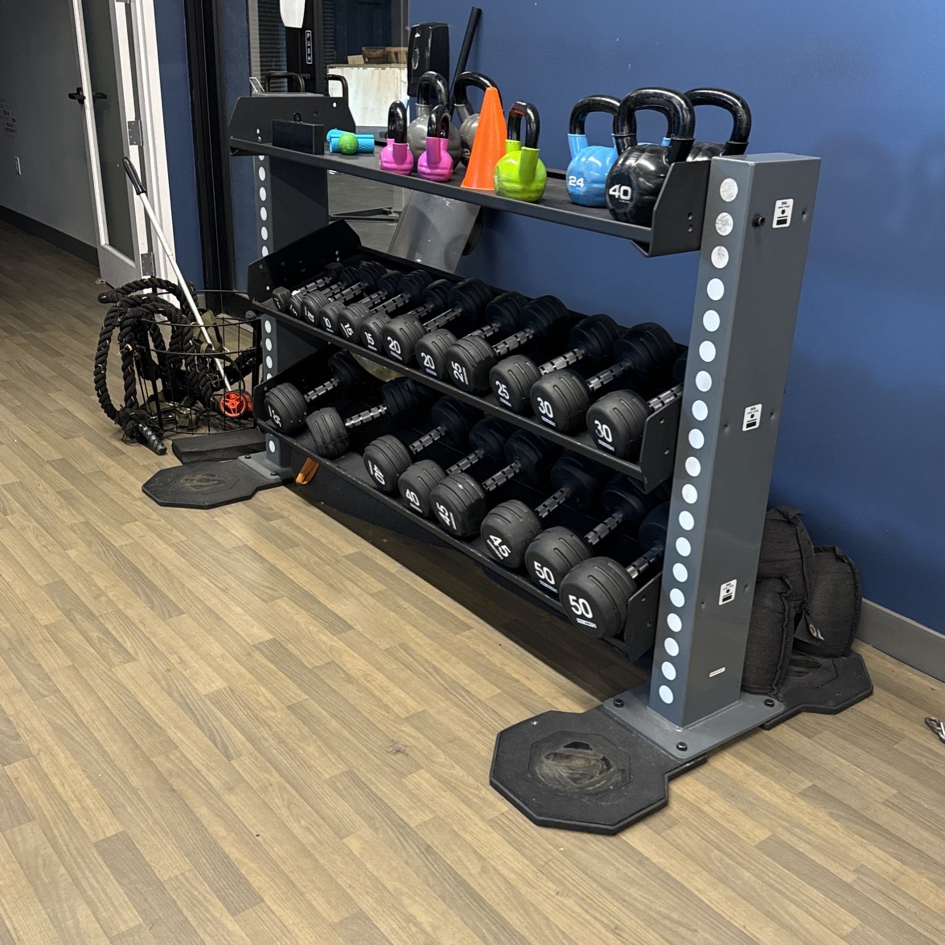 Escape Dumbbell Rack And Weights for Sale in Miami, FL - OfferUp