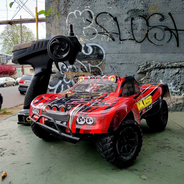 Helion Animus RC Car for Sale in Portland, OR - OfferUp