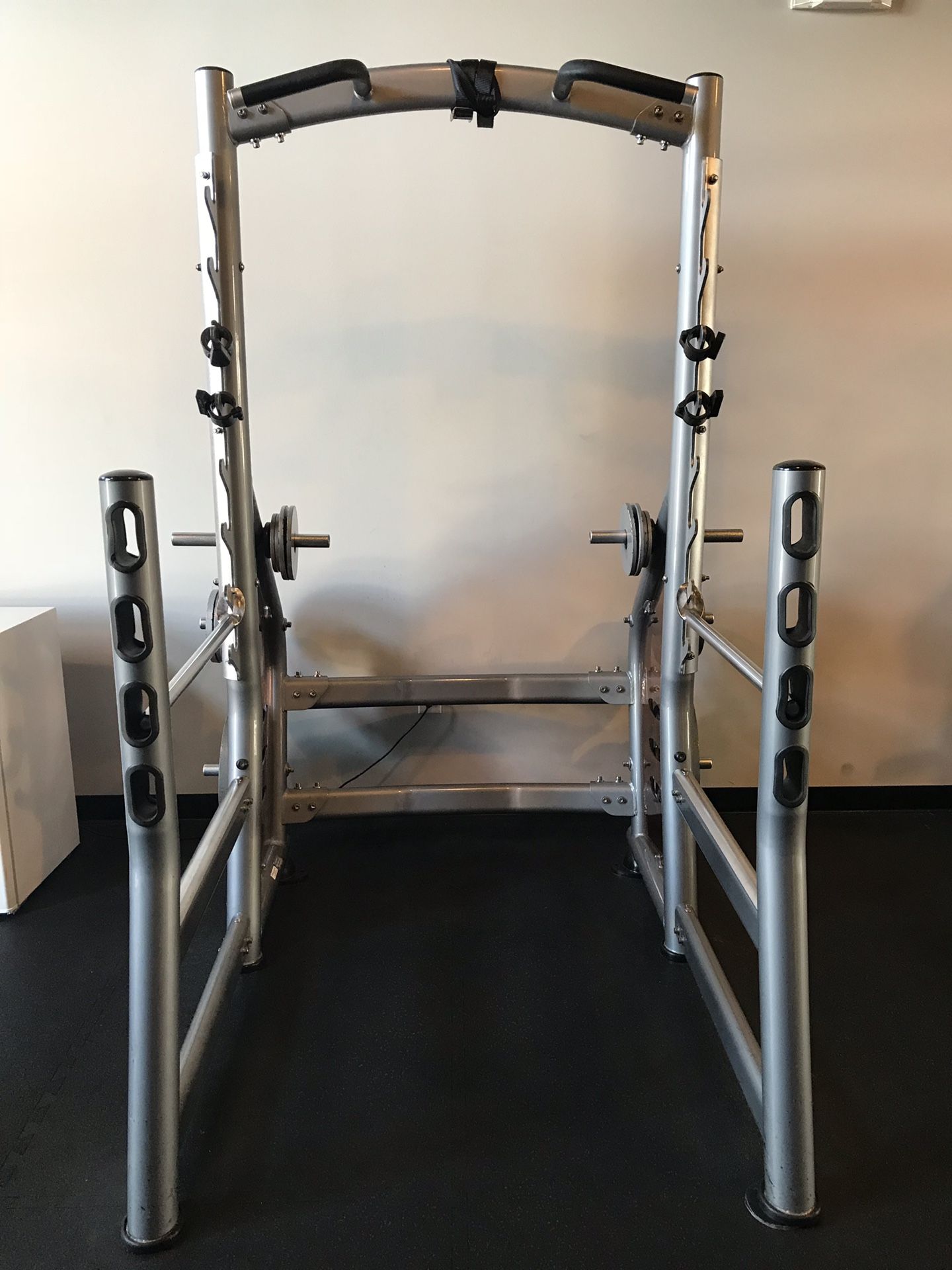 Matrix Power Station Squat Rack for Sale in Keller, TX - OfferUp