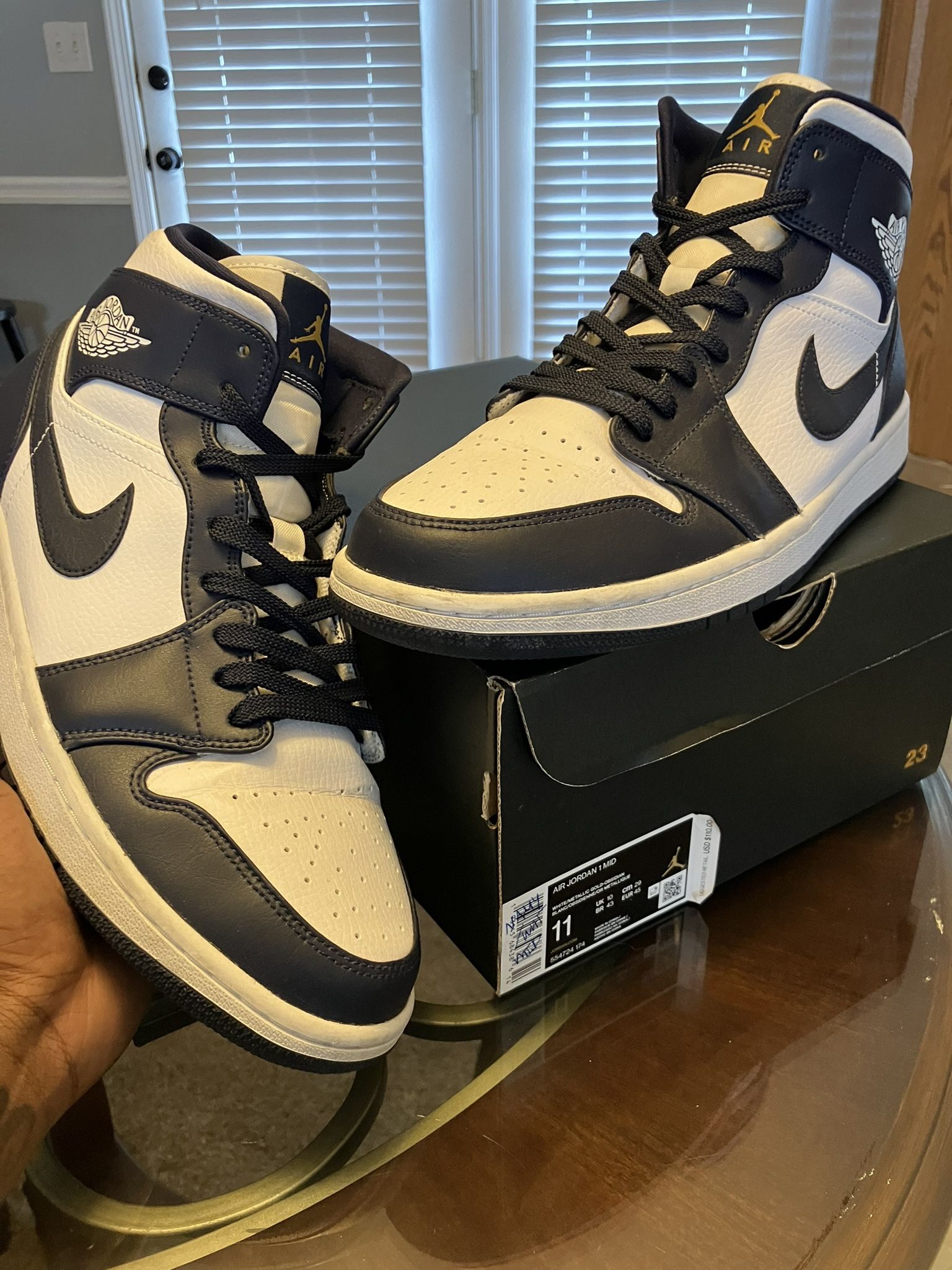 Jordan 1 Mid Obsidian for Sale in Snellville, GA - OfferUp