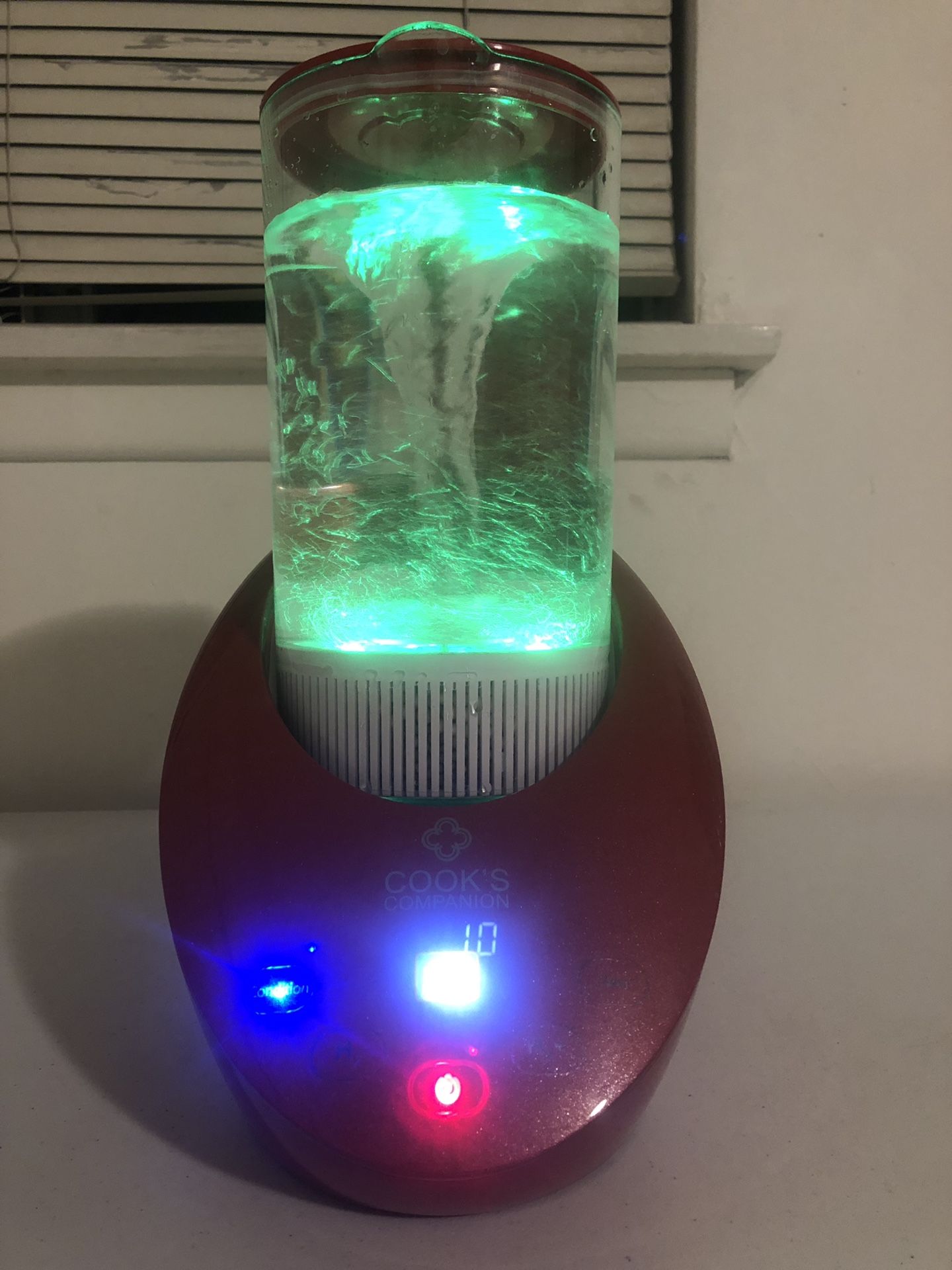 Cook’s Companion 50 oz Hydro Pitcher Hydrogen-Enriching Water System ...