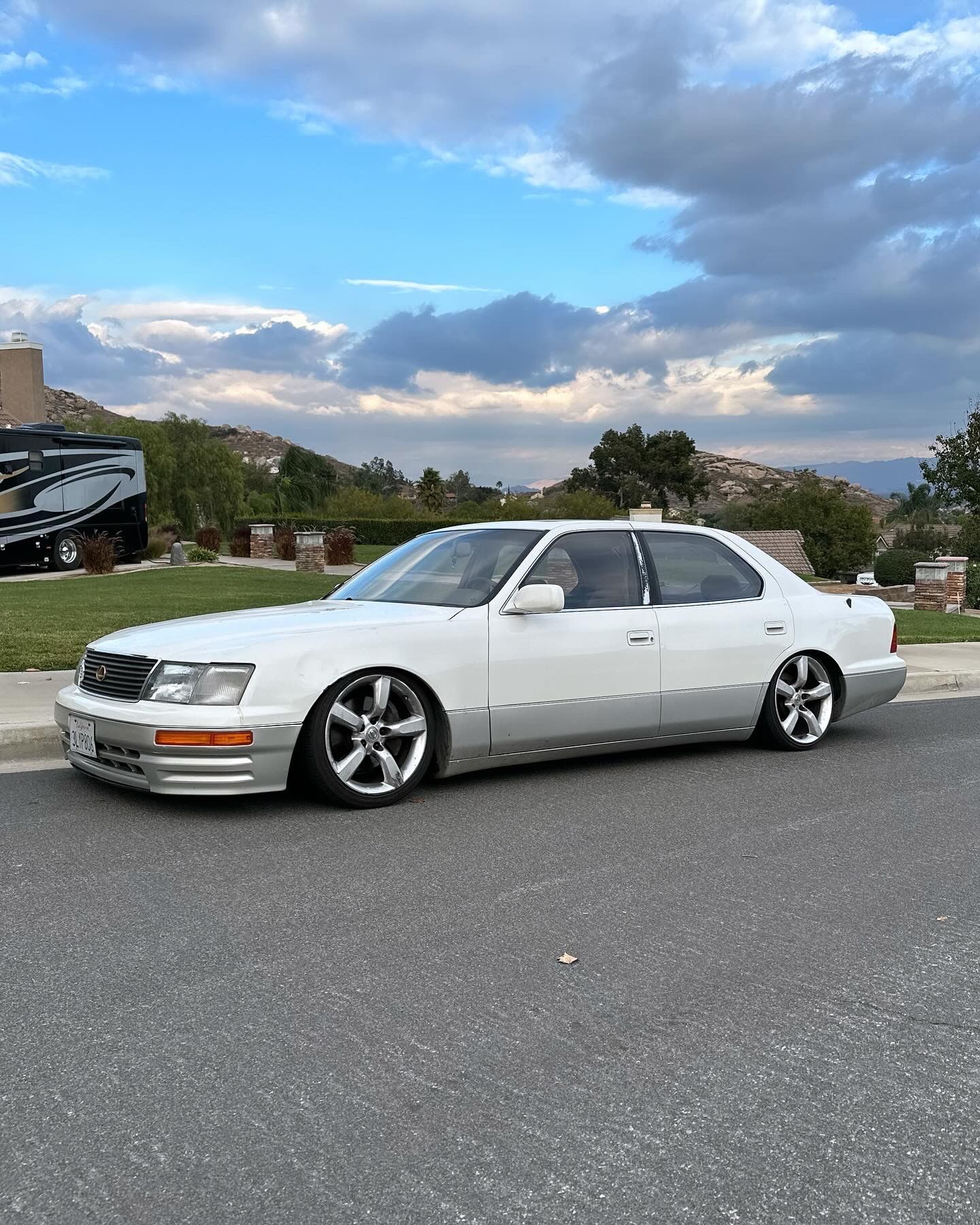 1995 Lexus LS 400 for Sale in Riverside, CA - OfferUp