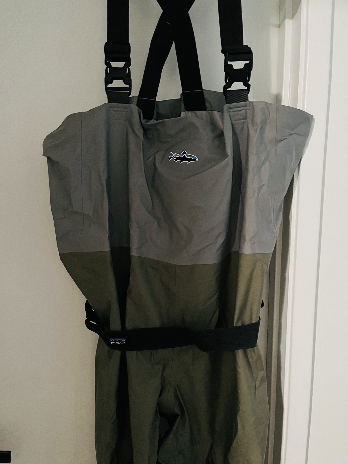 Patagonia Rio Azul Waders - XL Short - Men for Sale in Shoreline, WA ...