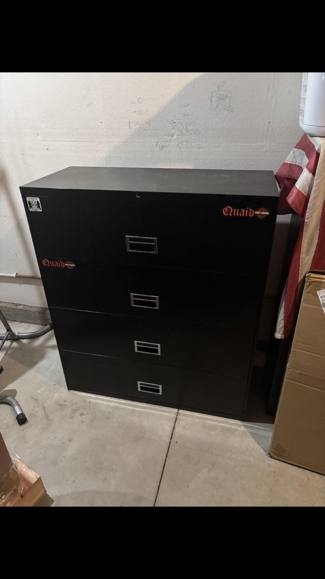4 Ft Tall Metal File Cabinet for Sale in Oak Glen, CA - OfferUp