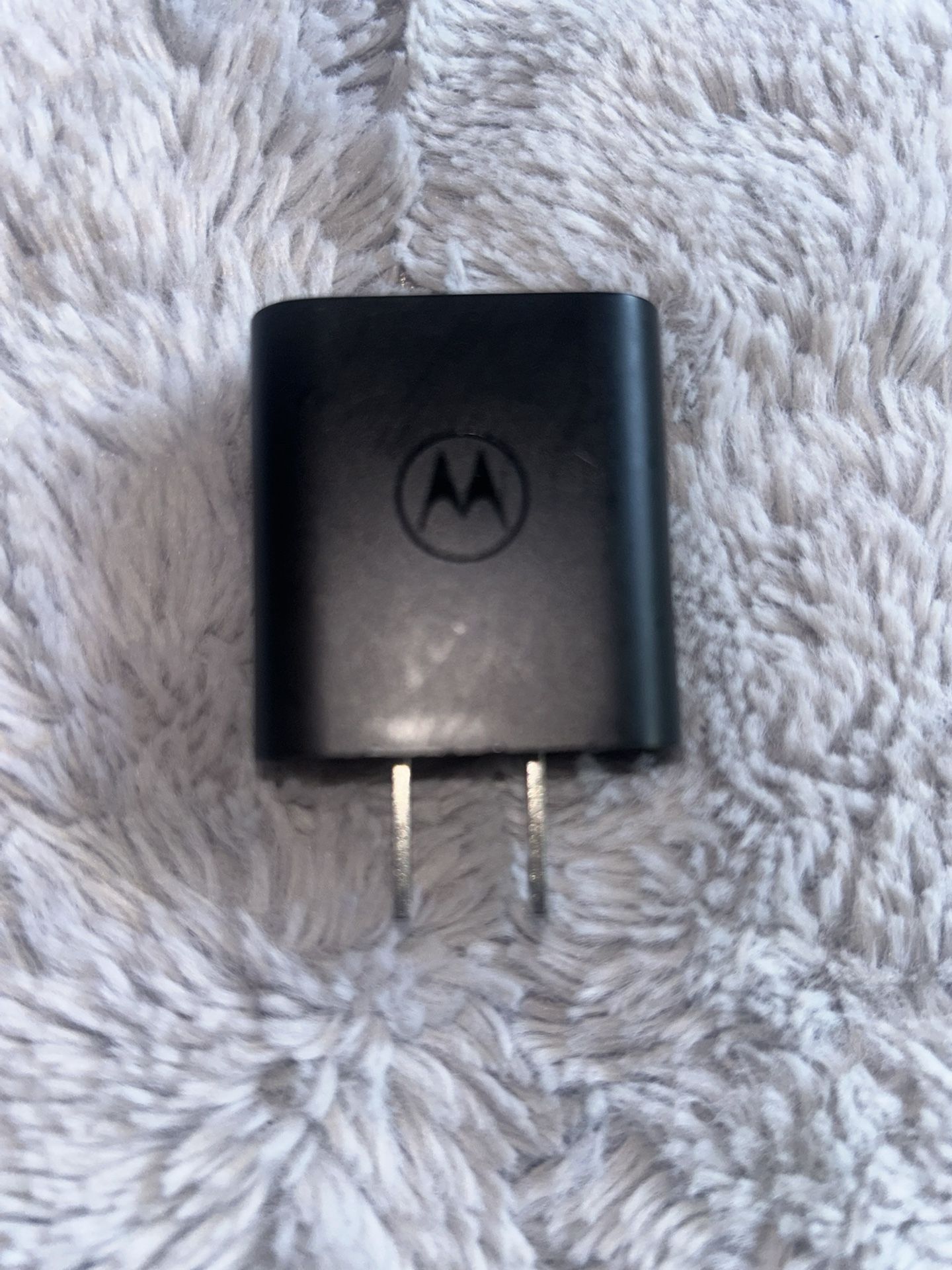 MOTOROLA TURBO CHARGER WALL PLUG for Sale in Los Angeles, CA - OfferUp