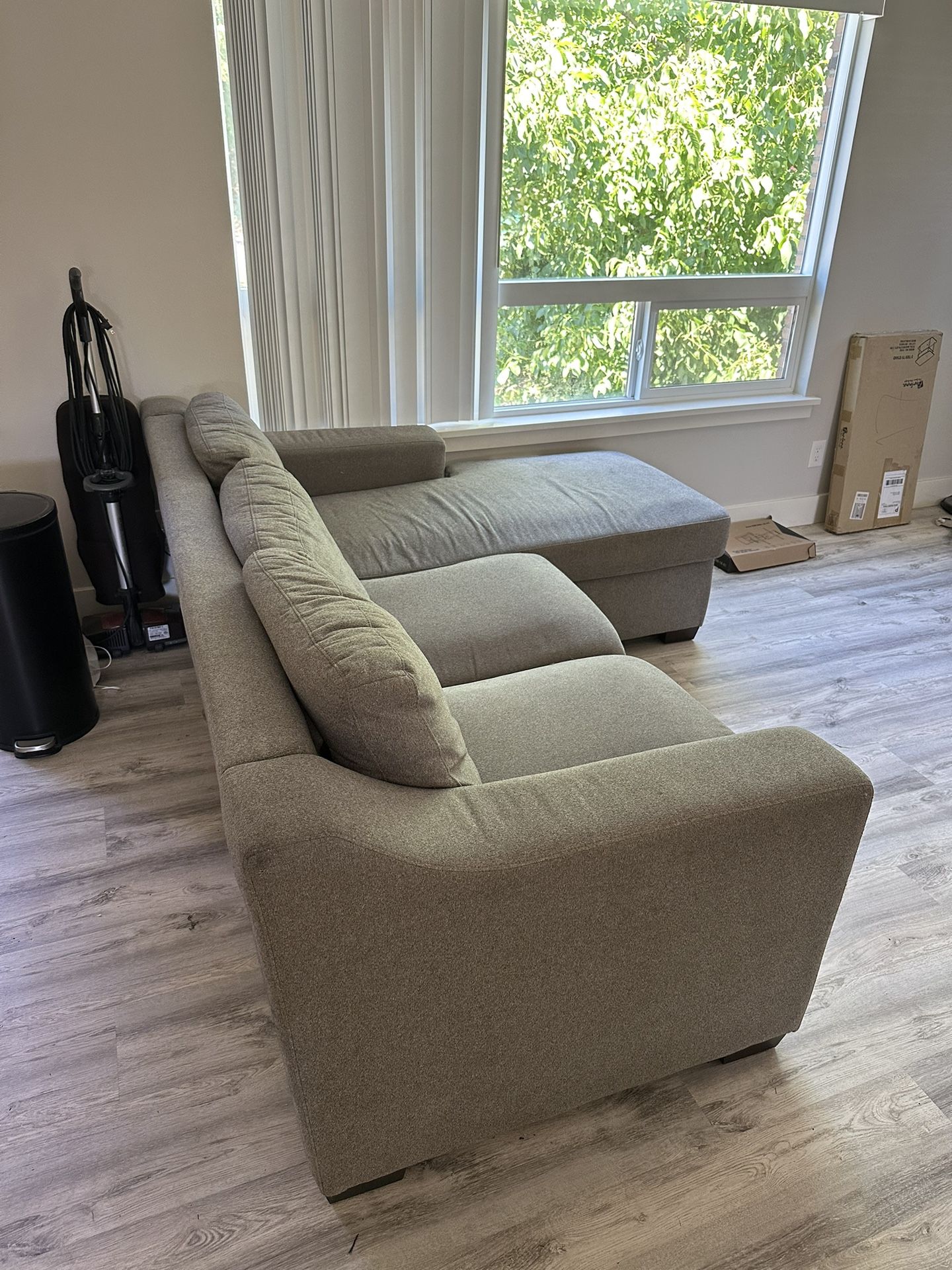 Couch for Sale in Seattle, WA - OfferUp