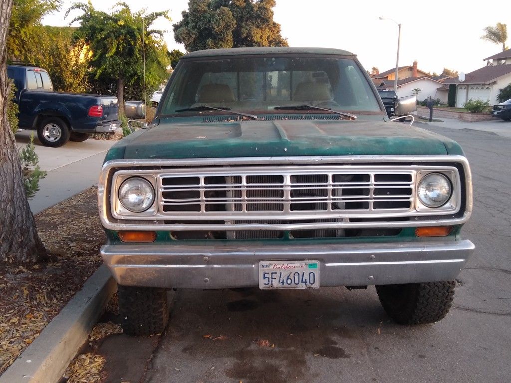 74' Dodge Ram W100 4x4 for Sale in Ventura, CA - OfferUp