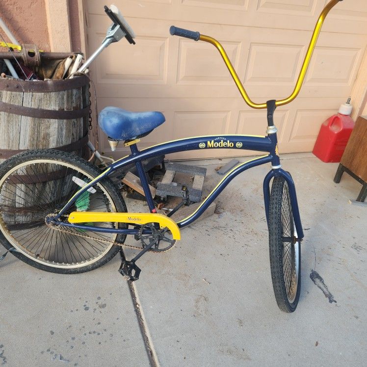 Modelo Bike for Sale in Hesperia, CA - OfferUp