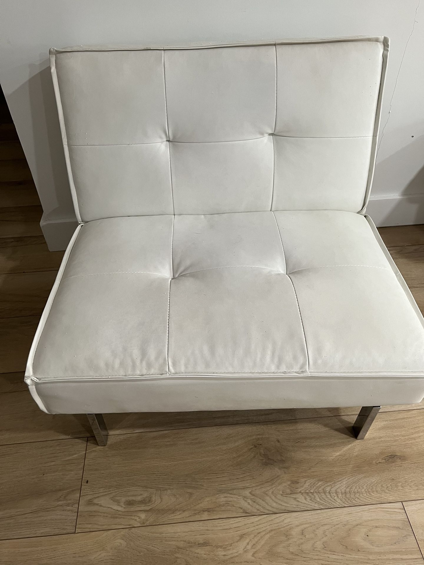 White Faux Leather Chair for Sale in Carrollton, TX - OfferUp