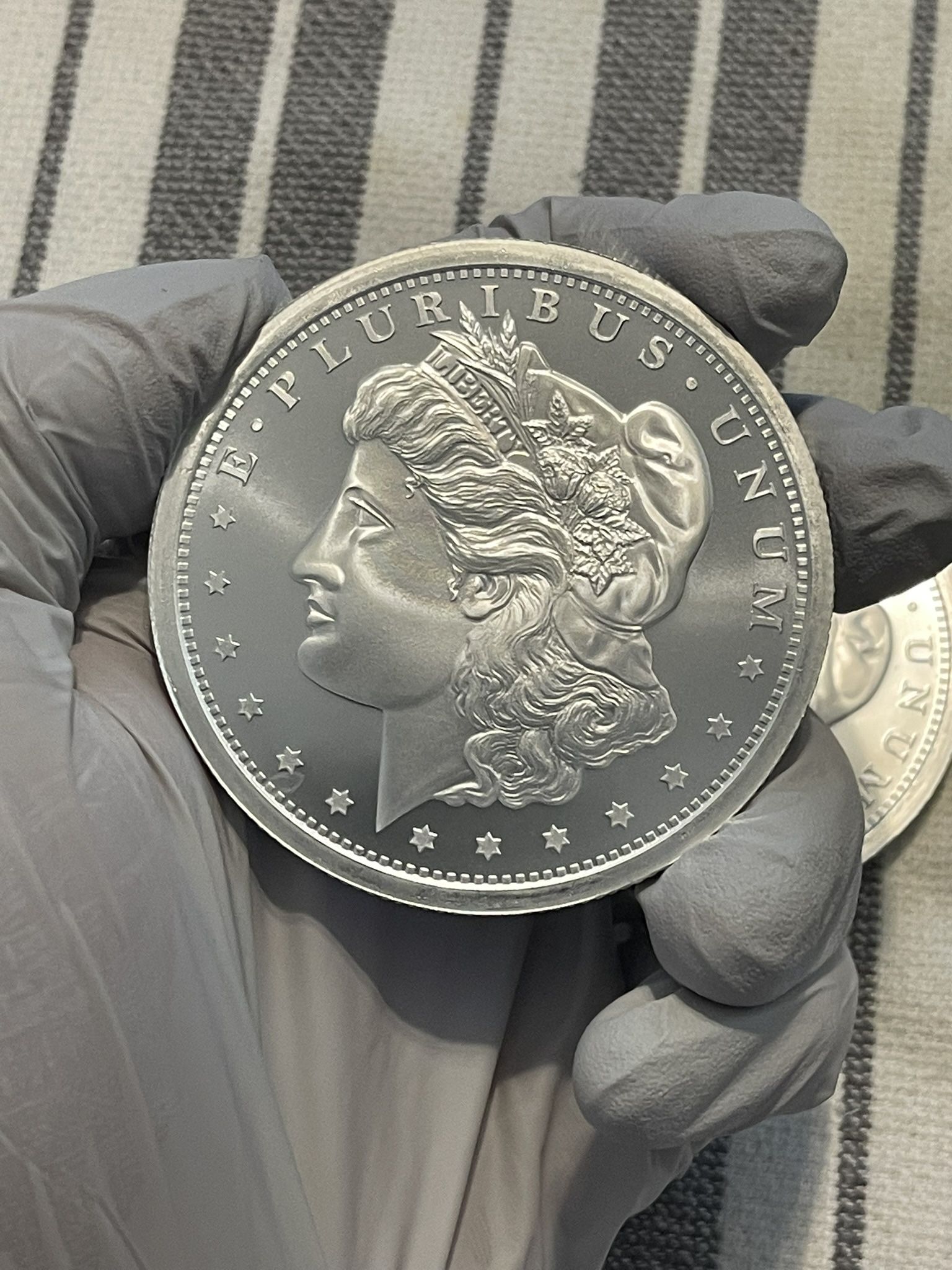 5oz Silver Morgan Rounds for Sale in Honolulu, HI - OfferUp