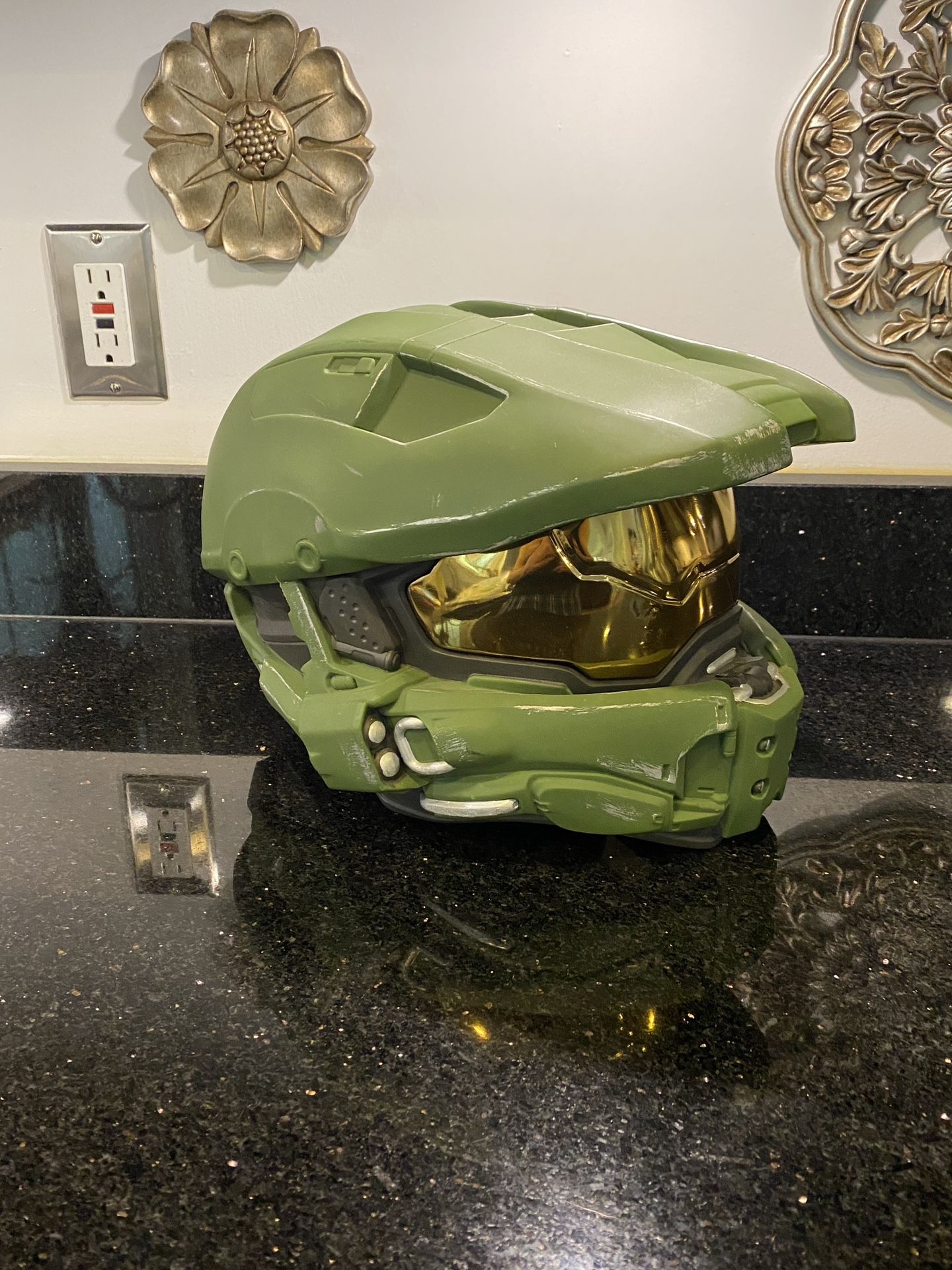 Microsoft Halo Master Chief Wearable Padded Full Helmet for Sale in ...