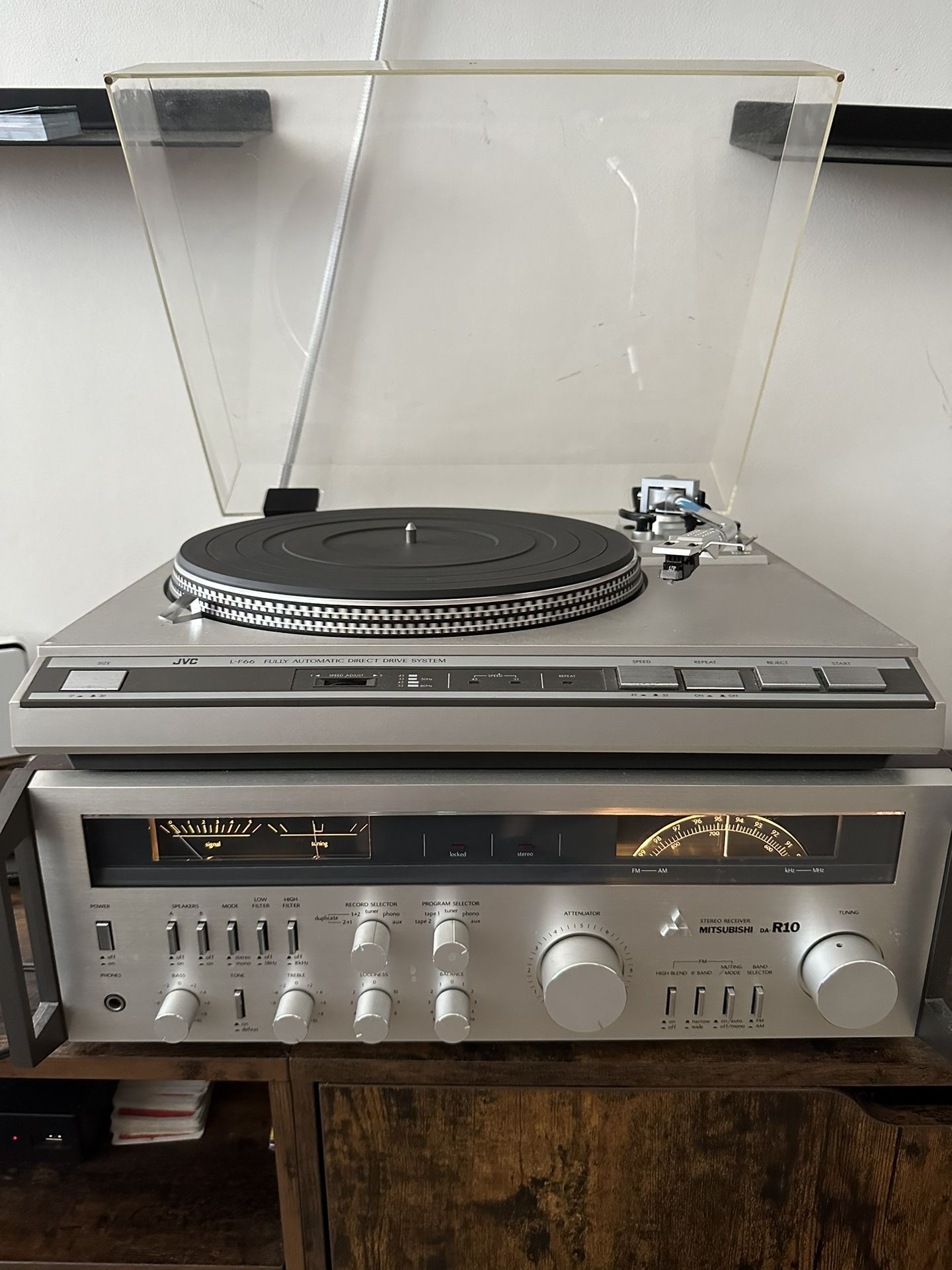 Record Player And Receiver for Sale in San Diego, CA - OfferUp