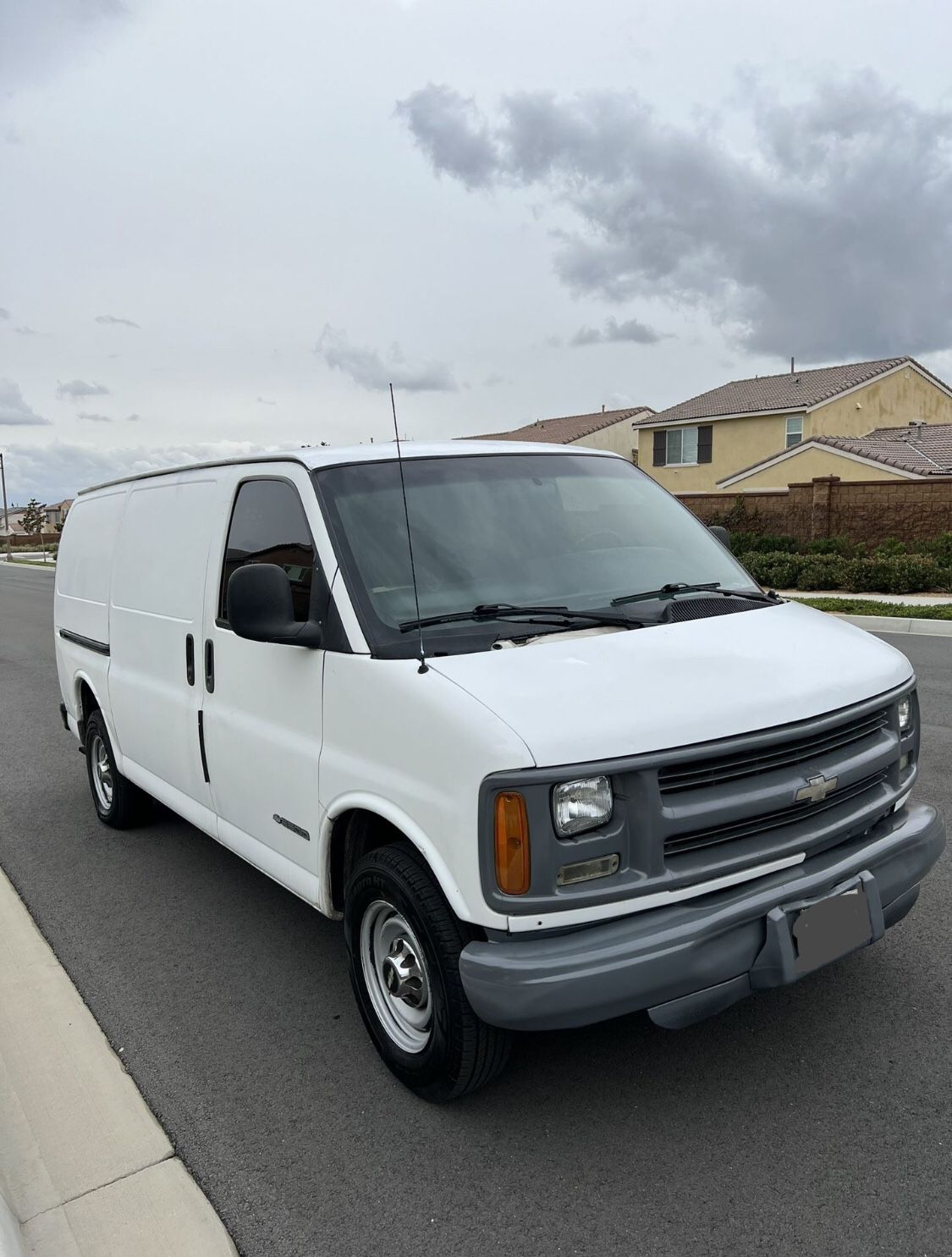 2002 Chevrolet Express for Sale in Highland, CA - OfferUp