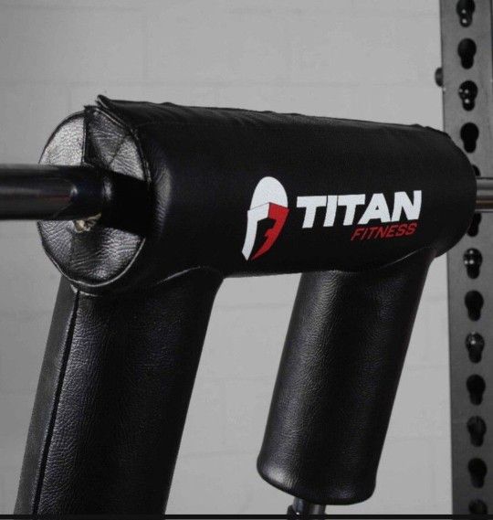 Titan Fitness SSB Squat Bar for Sale in Whittier, CA - OfferUp