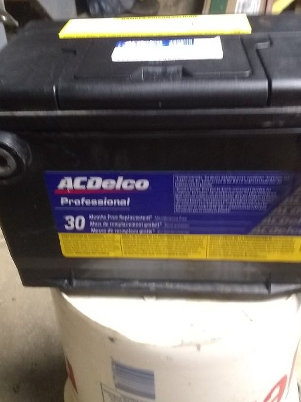 AC Delco Side Post Car Battery Or Truck Battery for Sale in Mansfield ...