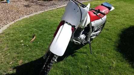 Honda 200cc Dirt Bike