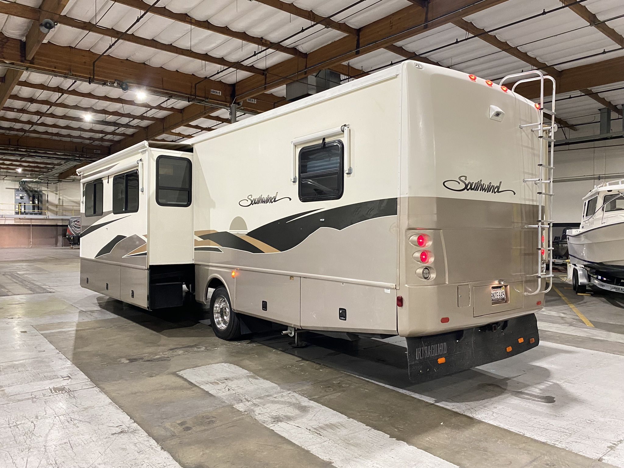 2004 rv motorhome for Sale in Phillips Ranch, CA - OfferUp