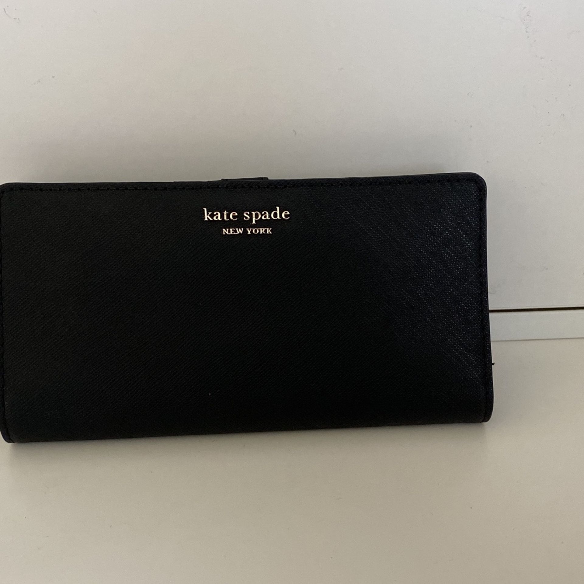 Kate Spade Wallet for Sale in Litchfield Park, AZ - OfferUp