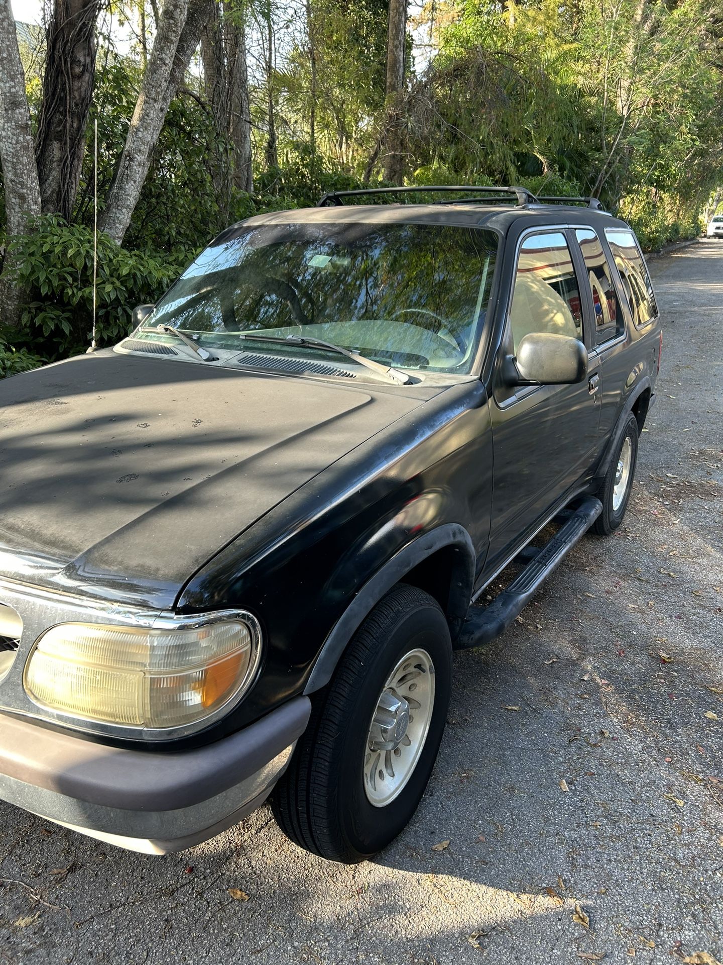 1999 Ford Explorer for Sale in Fort Lauderdale, FL - OfferUp