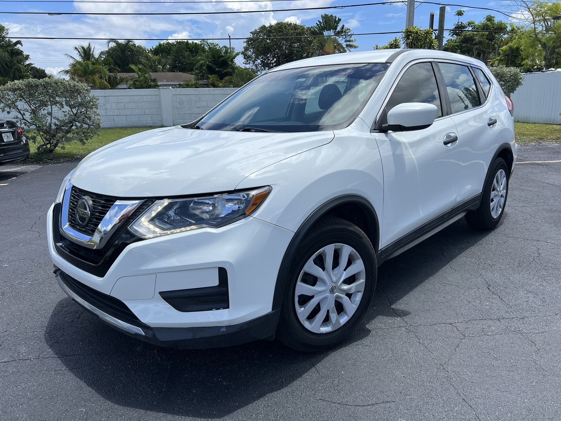 2018 Nissan Rogue for Sale in Miami, FL - OfferUp