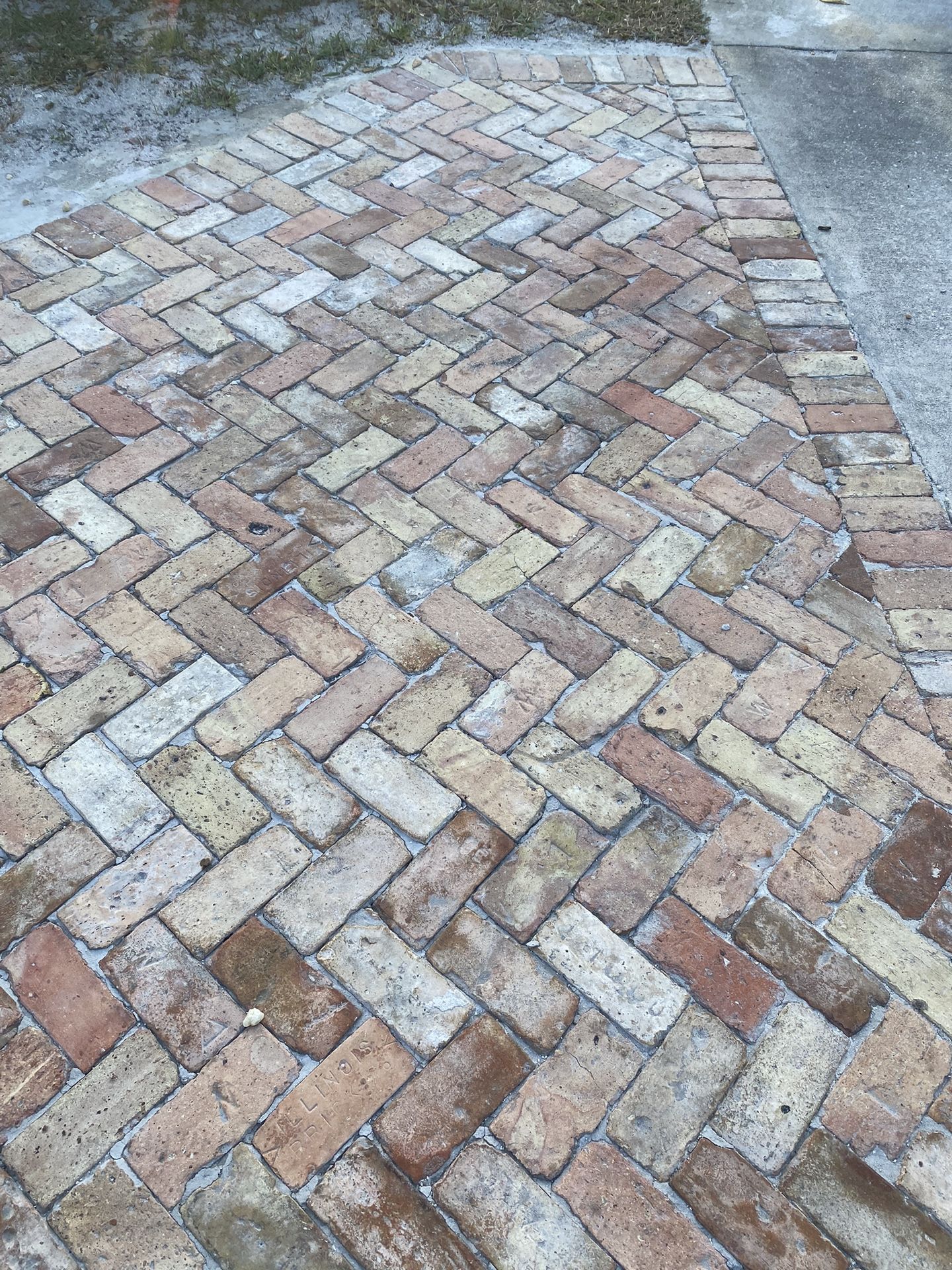 Old Chicago Bricks for Sale in West Palm Beach, FL - OfferUp