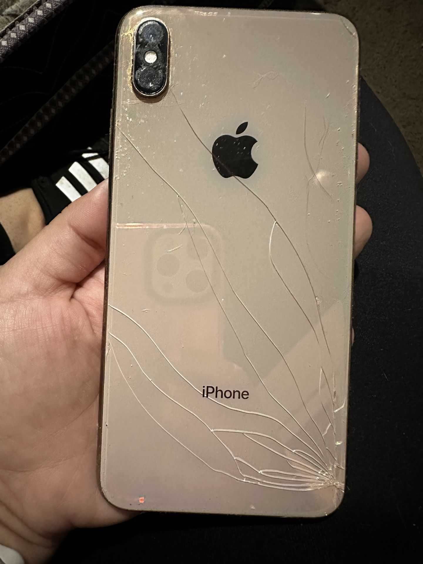 iPhone 10 Max / Will not reply to lower offers. NO TRADES for Sale in ...