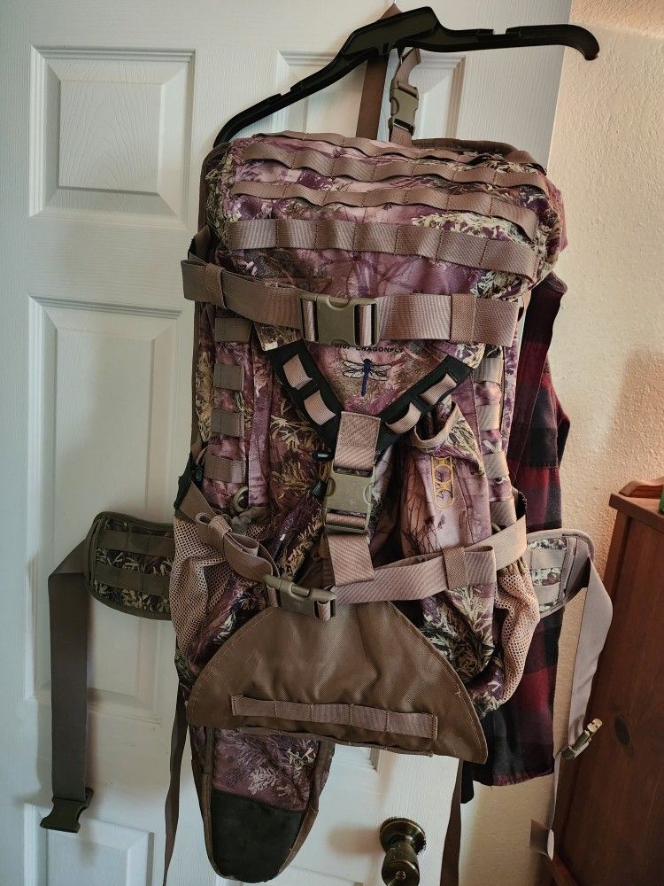Eberlestock Dragonfly Hunting Pack for Sale in Wasilla, AK - OfferUp