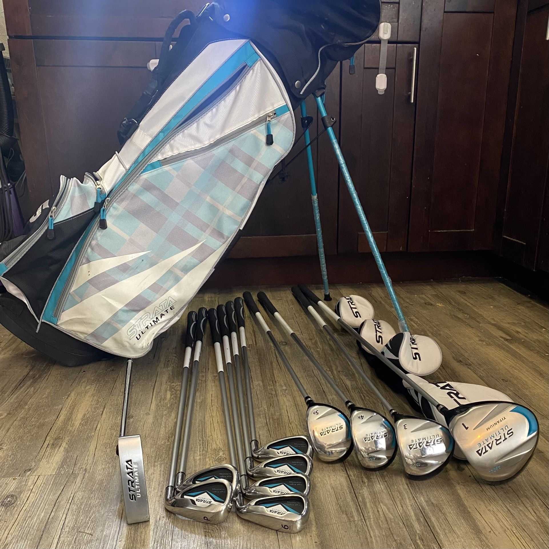 Callaway Strata Ultimate Women’s Turquoise Golf Set With Bag for Sale ...