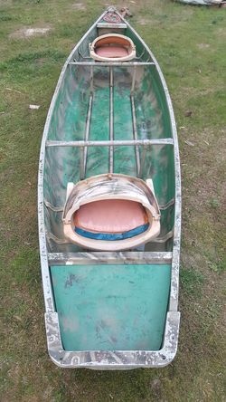 16ft Coleman Scanoe Flat Back Canoe. Great DEAL! for Sale in Creedmoor ...