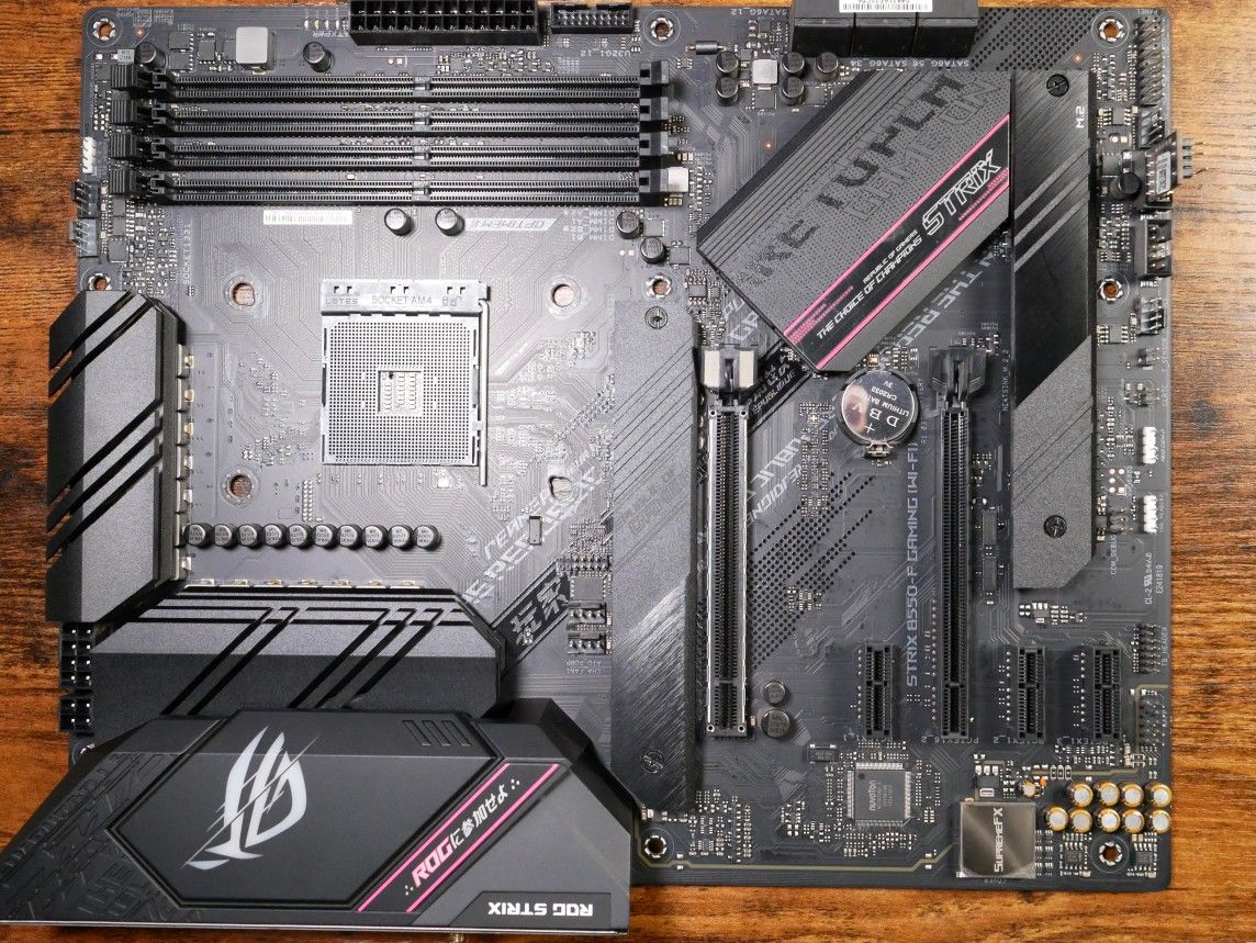 AMD Motherboard ROG Strix for Sale in Phillips Ranch, CA - OfferUp