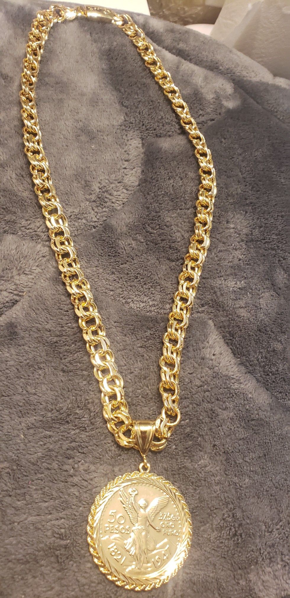 Centenario Con Cadena