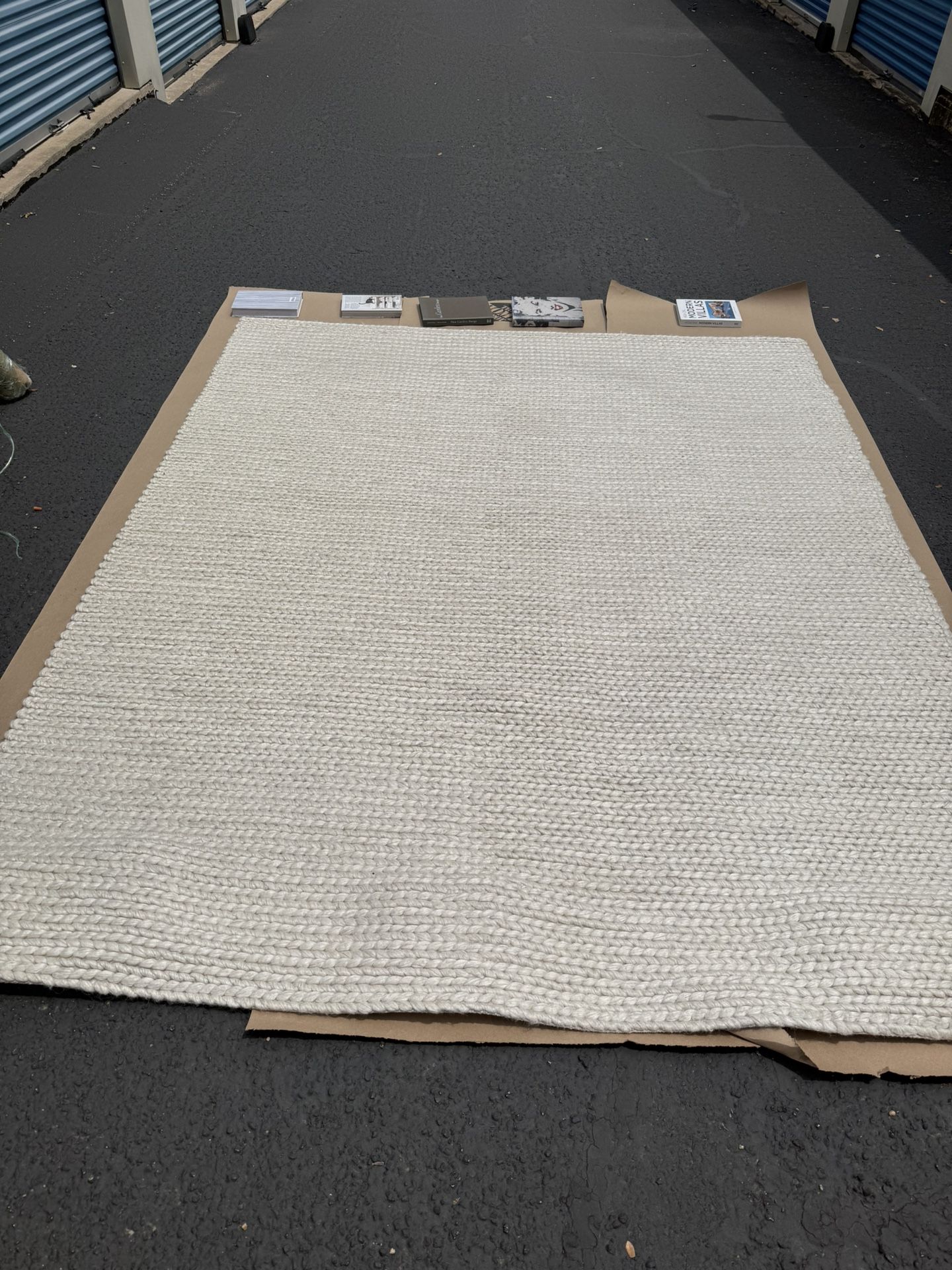 SURYA Ozark 8’x10’ Handmade woven area rug. BRAND NEW for Sale in ...