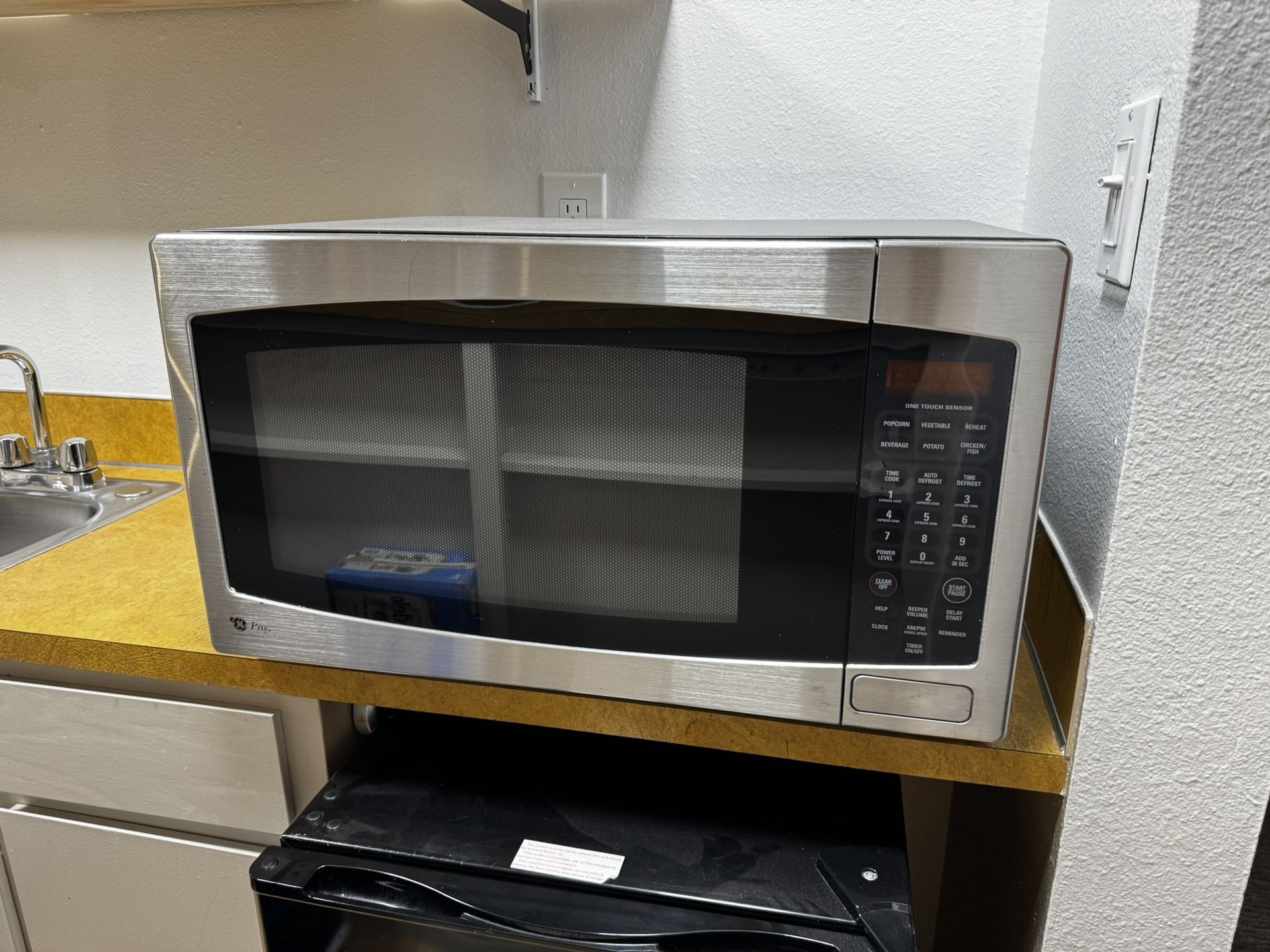 Microwave GE Profile Stainless Steel for Sale in Bellevue, WA - OfferUp