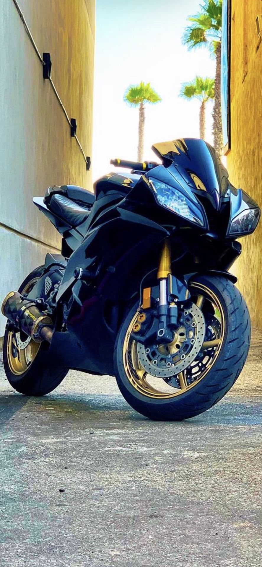 09 Yamaha R6 clean title Amazing Bike!!! for Sale in Newport Beach, CA ...