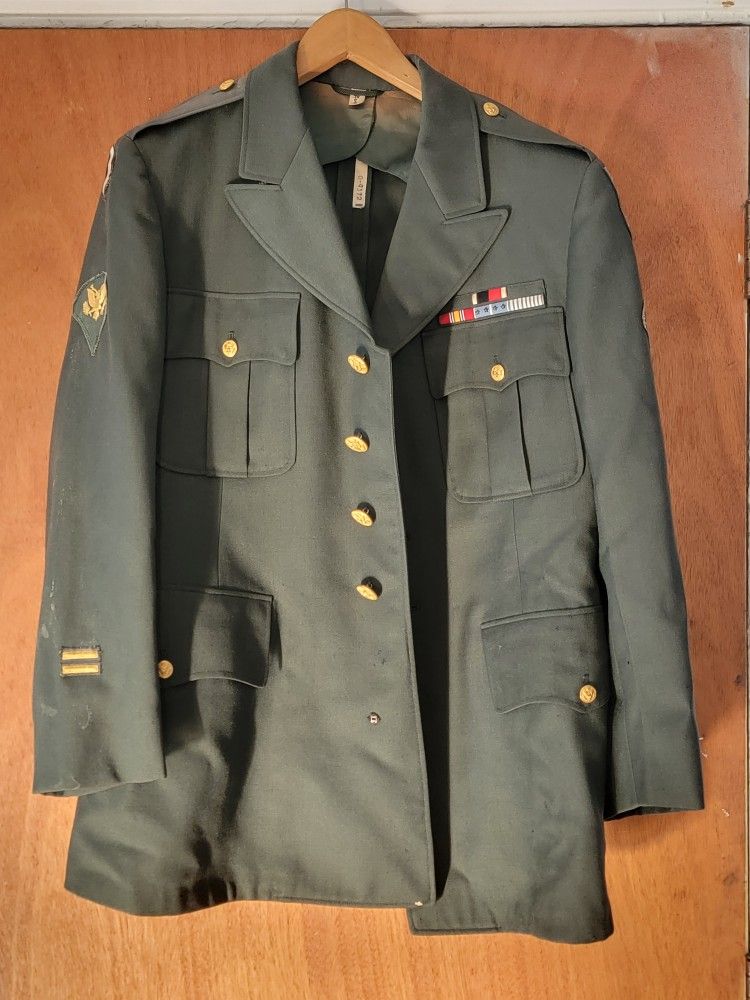vintage US Army enlisted Class A uniform jacket for Sale in Bell ...