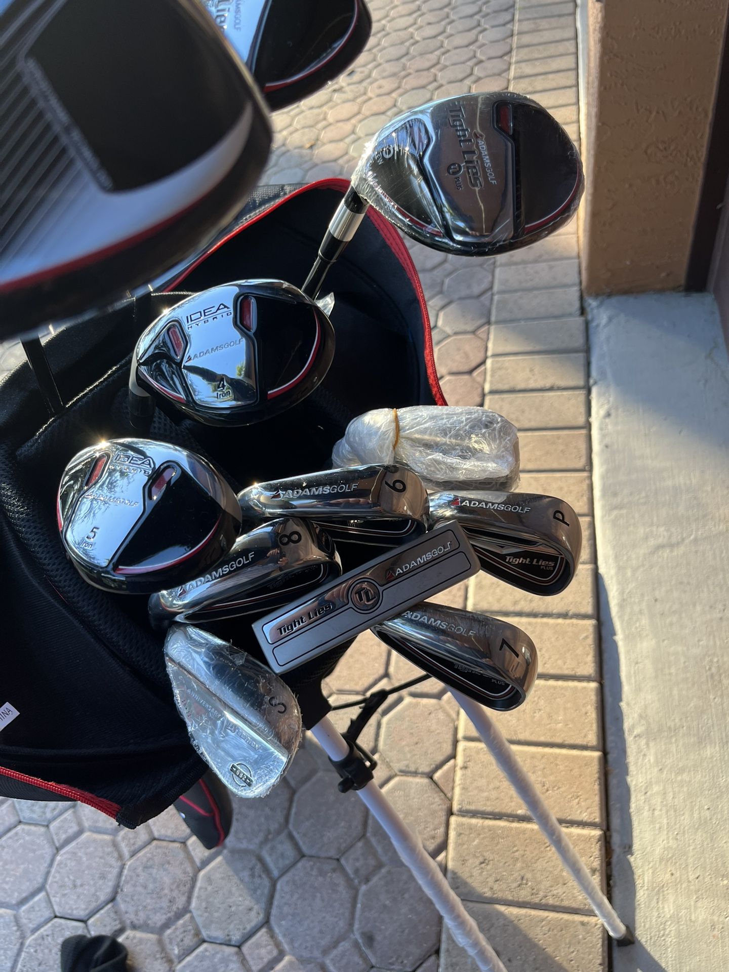 Adams Tight Lies Men’s Full Set Of Lefty Golf Clubs And Bag for Sale in ...