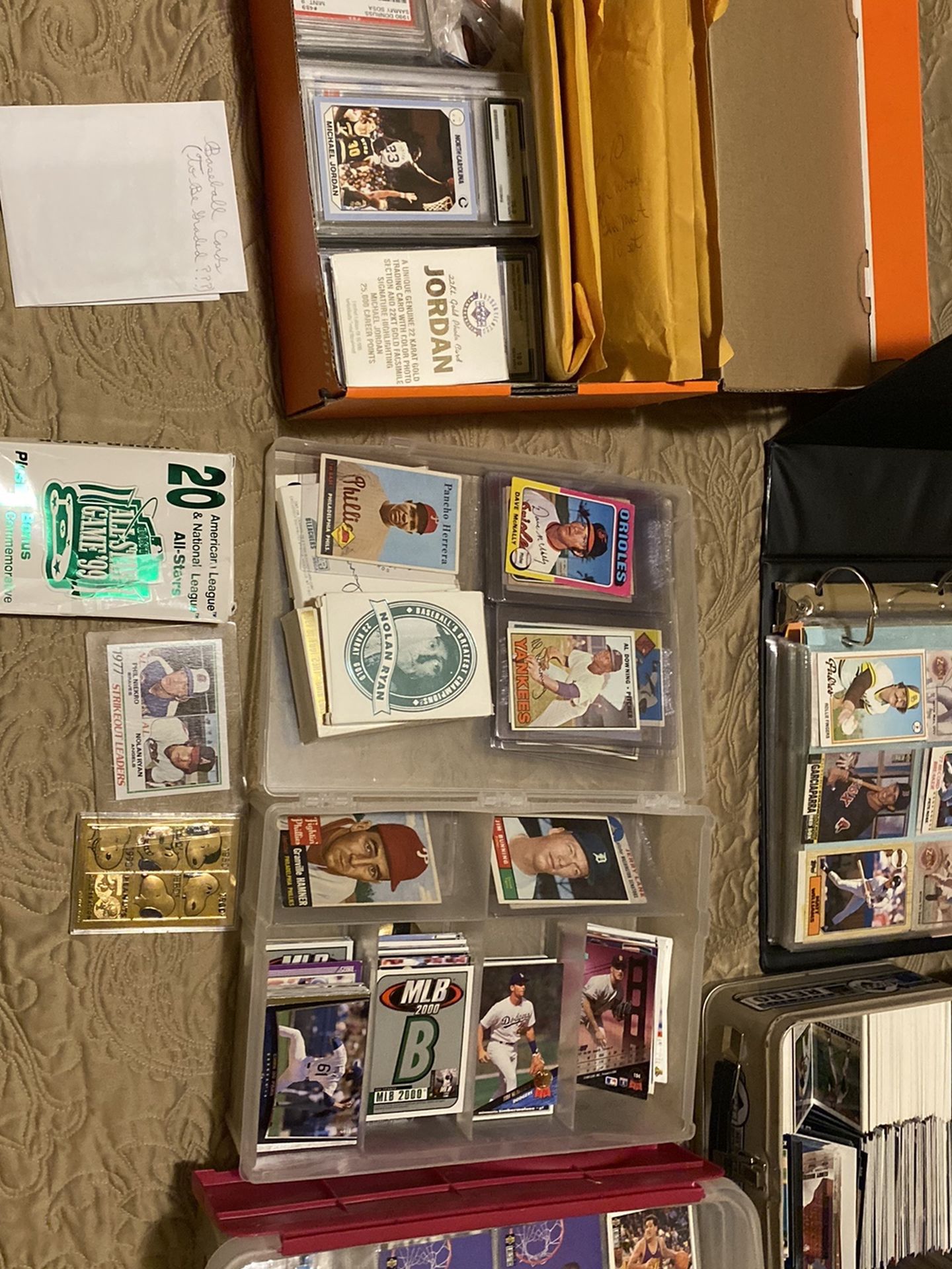Sports Card Collection for Sale in Las Vegas, NV - OfferUp