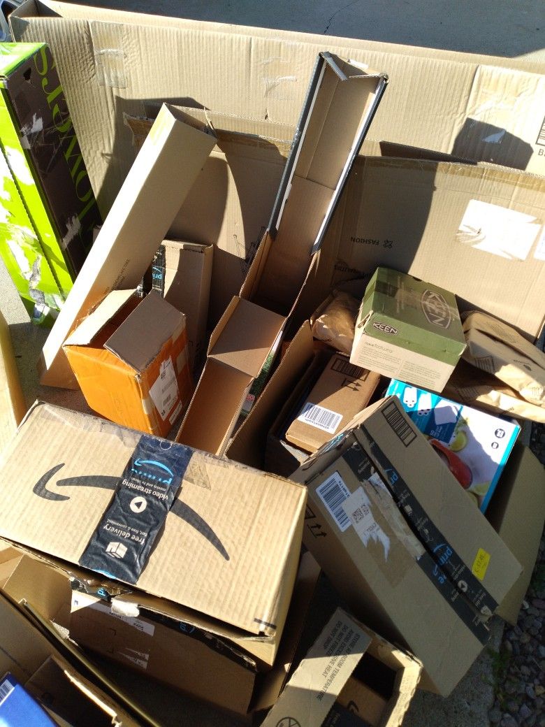 FREE - Curbside - Cardboard Boxes - Moving Boxes for Sale in San Diego ...