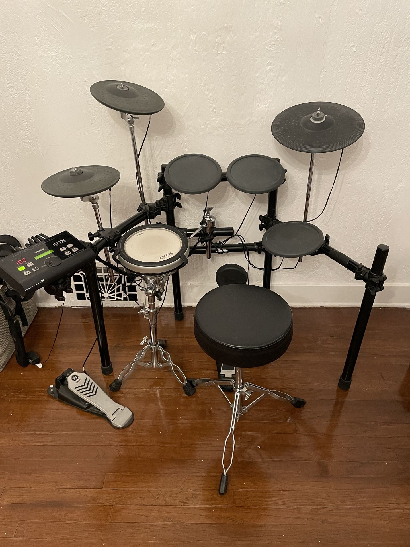 Yamaha DTX 500 Electronic Drum Kit for Sale in Los Angeles, CA - OfferUp