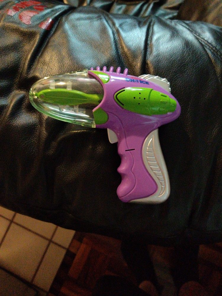 Disney On Ice Toy Ray-gun for Sale in Revere, MA - OfferUp