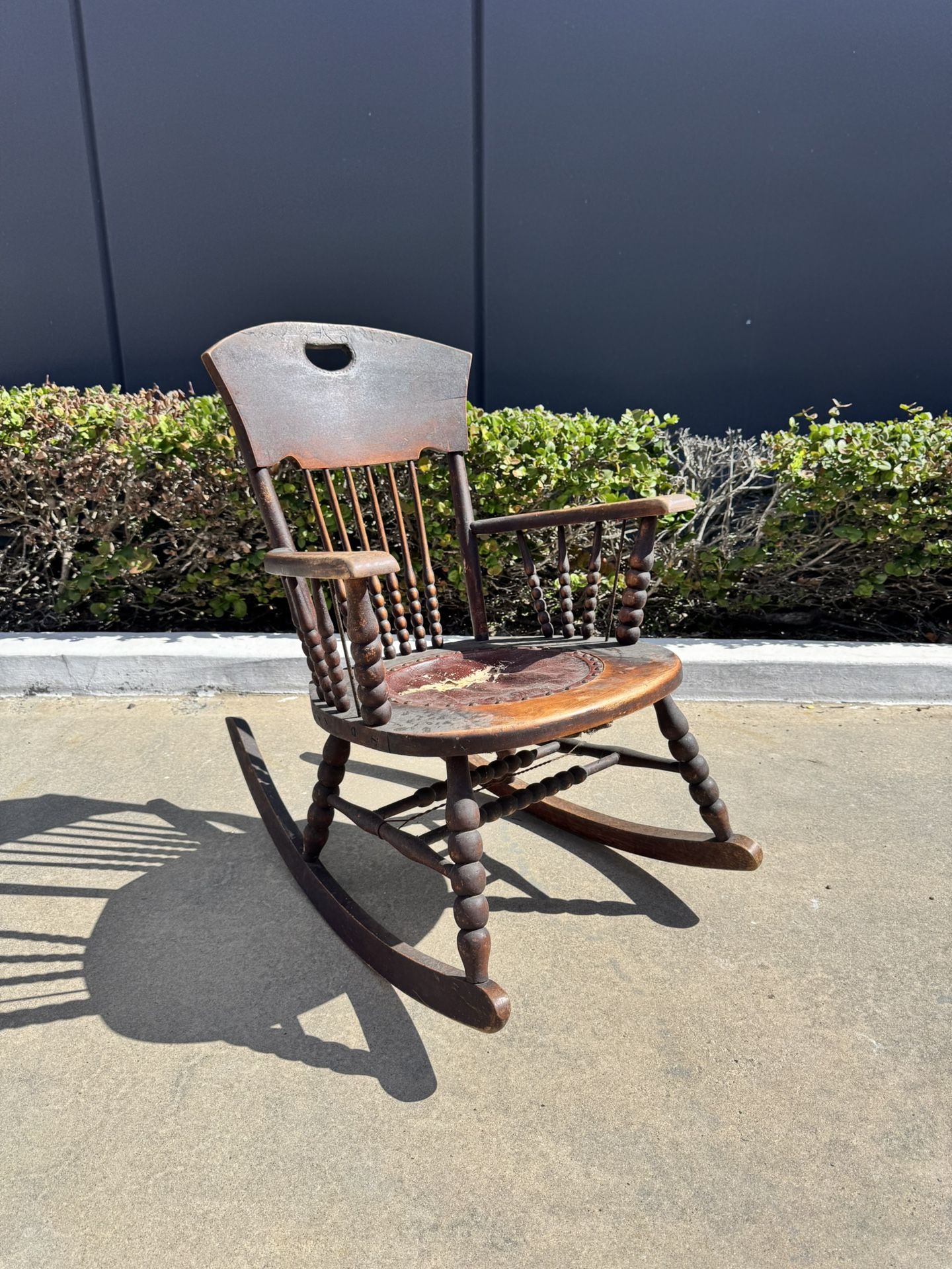 FREE Antique Wooden Rocking Chair (Early 1800s, Shaker/Windsor Style ...