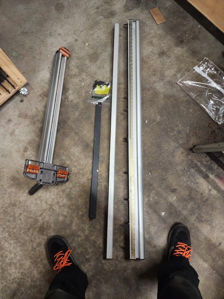 R4512 Ridgid table saw fence and rails for Sale in La Mirada, CA - OfferUp