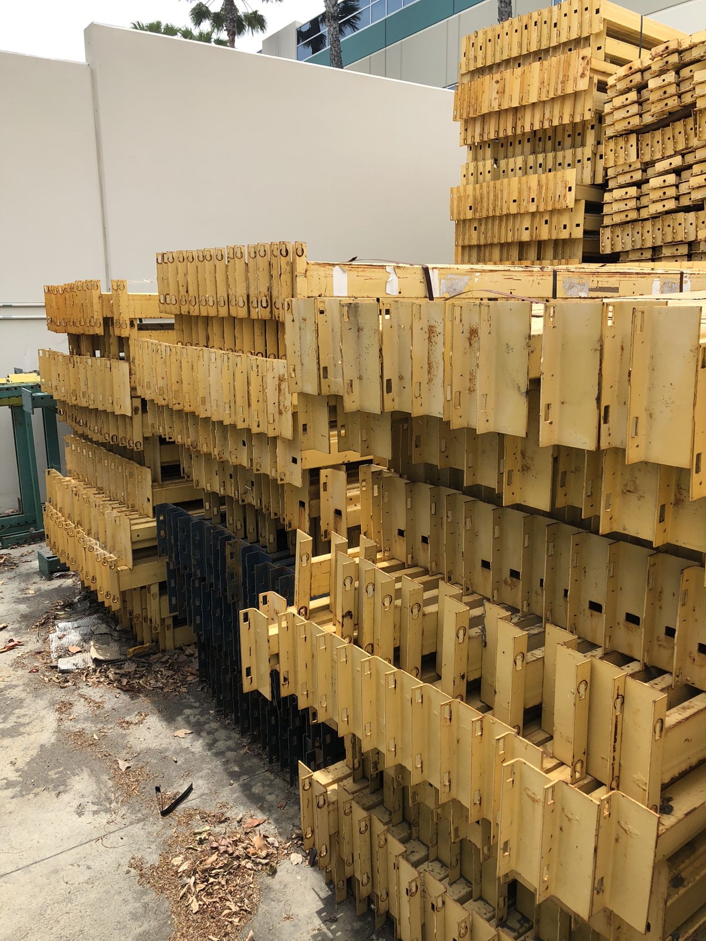 T-bolt beams for pallet racking. for Sale in Fontana, CA - OfferUp