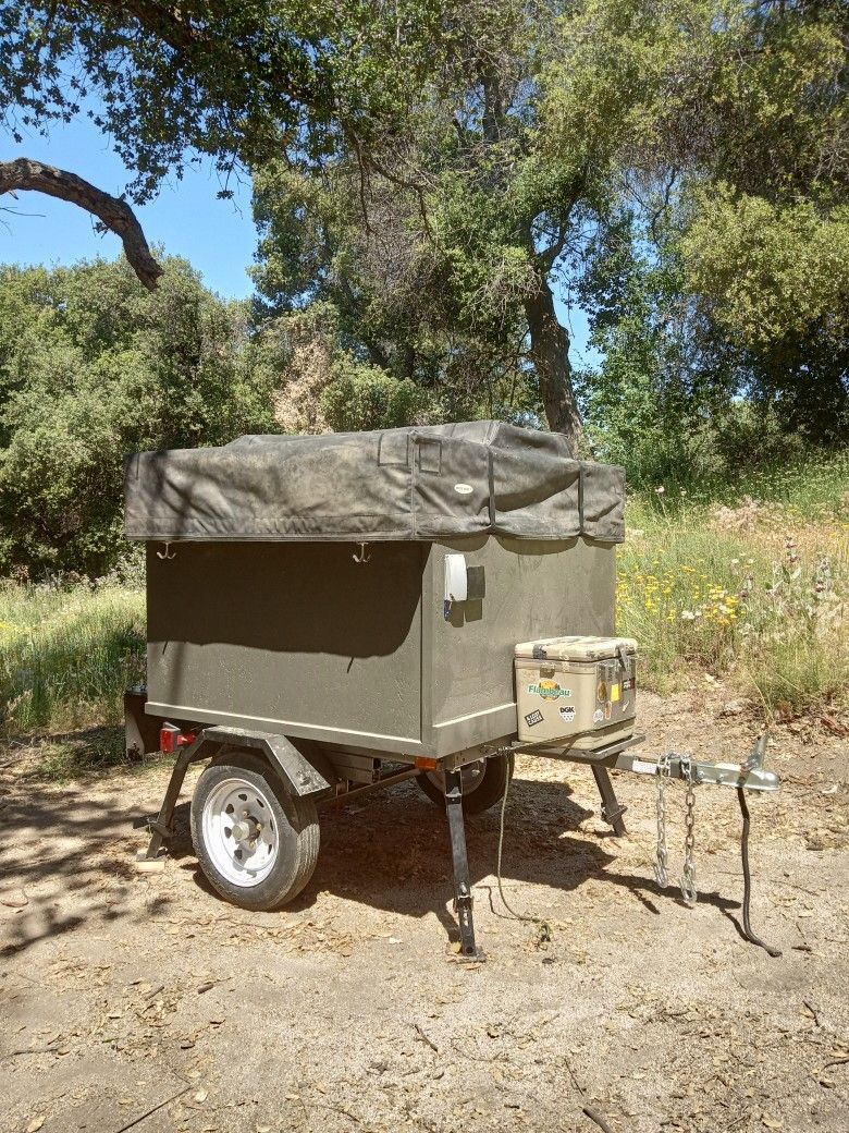 Roof Top Tent/Camping Trailer for Sale in Fallbrook, CA - OfferUp