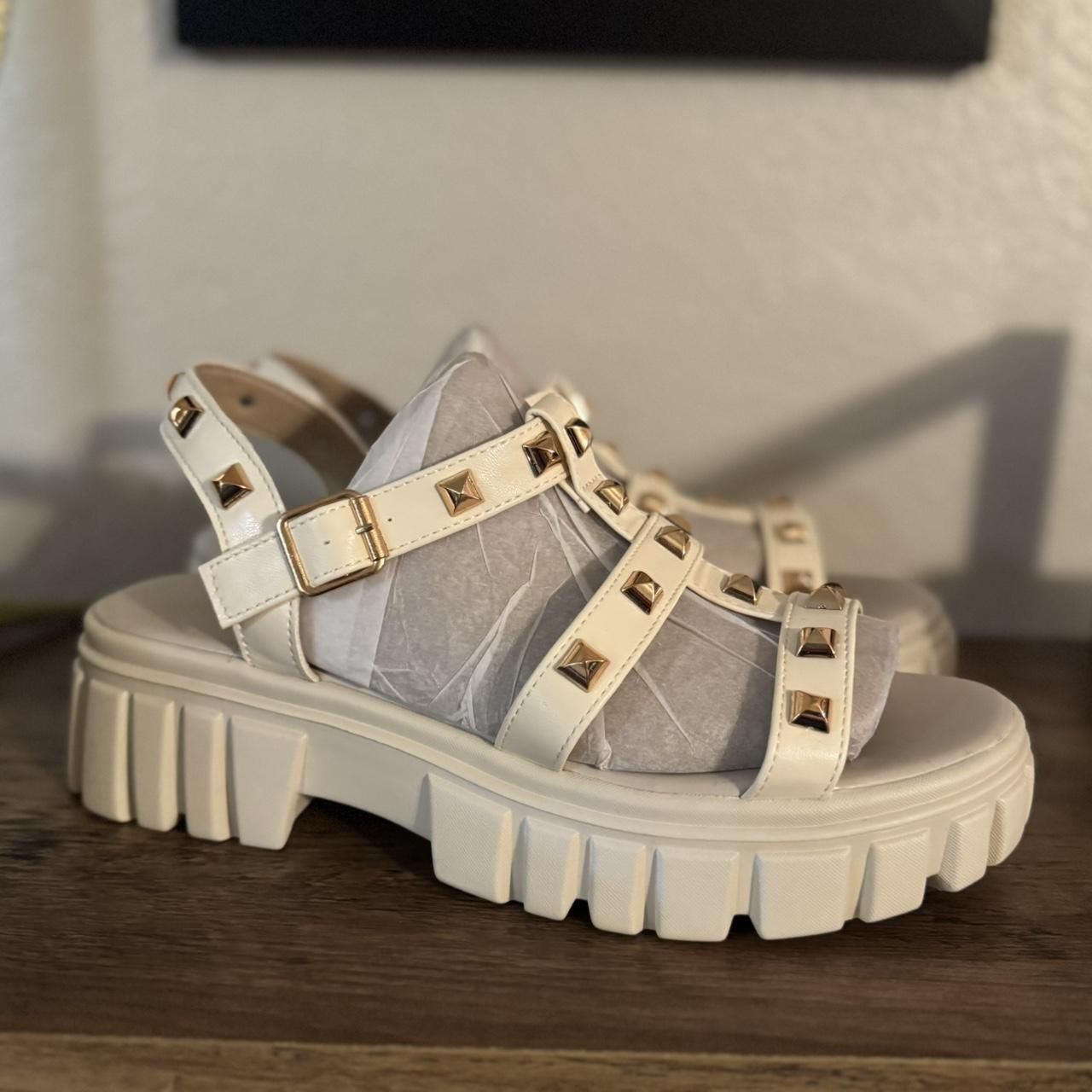 LIZ SHOES Cream & Gold Studded Strappy Sandals Rivet Platform Heels Non ...