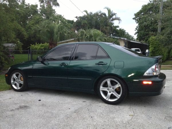 I am Looking for Lexus is300 green for Sale in Palmdale, CA - OfferUp
